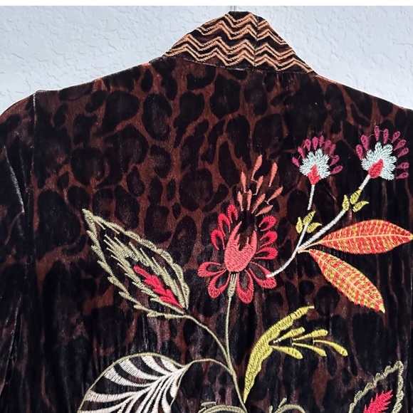 Johnny Was | Tops | Johnny Was Velvet Cheetah Embroidered Kimono Nwt ...